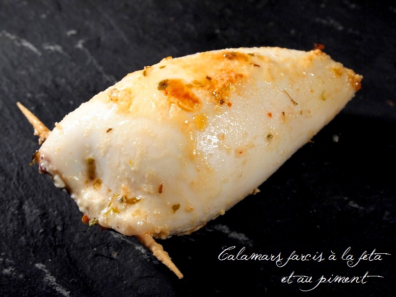 Calamars farcis à la feta et au piment
